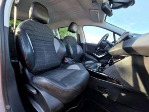 Grey Peugeot 2008 2016 in Siauliai, with an engine capacity of 1.20 L and mileage of 155 thousand km for 6200 €, photo 19 on AUTOMOTO.COM.LV