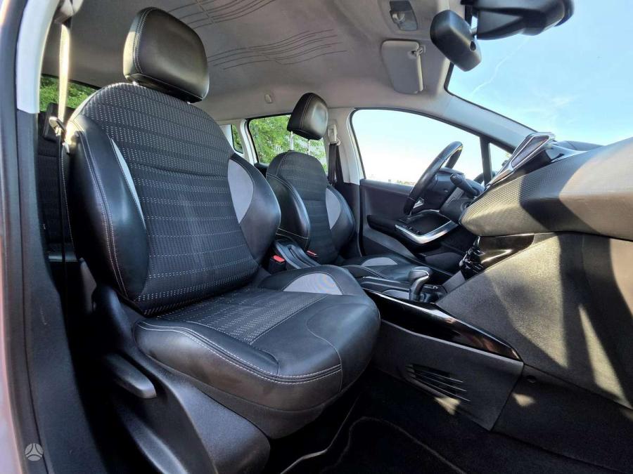 Grey Peugeot 2008 2016 in Siauliai, with an engine capacity of 1.20 L and mileage of 155 thousand km for 6200 €, photo 19 on AUTOMOTO.COM.LV