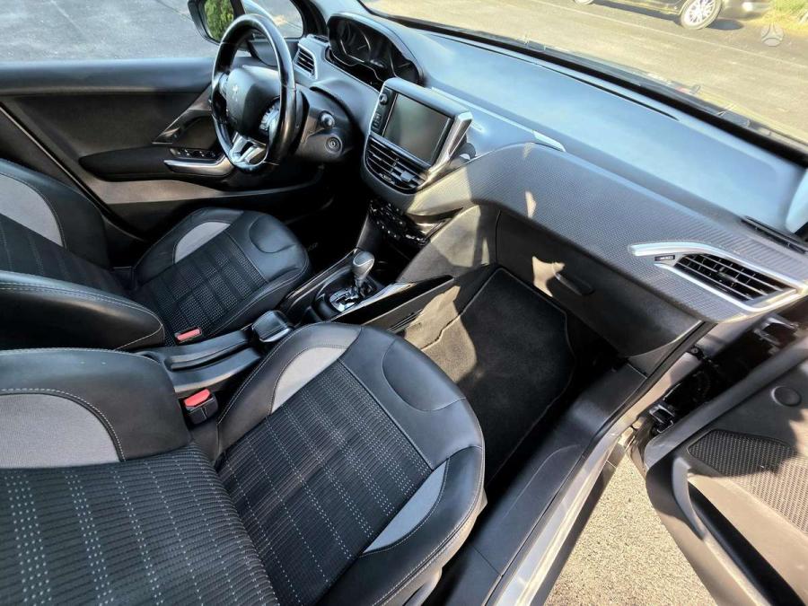 Grey Peugeot 2008 2016 in Siauliai, with an engine capacity of 1.20 L and mileage of 155 thousand km for 6200 €, photo 20 on AUTOMOTO.COM.LV