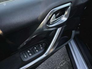 Grey Peugeot 2008 2016 in Siauliai, with an engine capacity of 1.20 L and mileage of 155 thousand km for 6200 €, photo 23 on AUTOMOTO.COM.LV