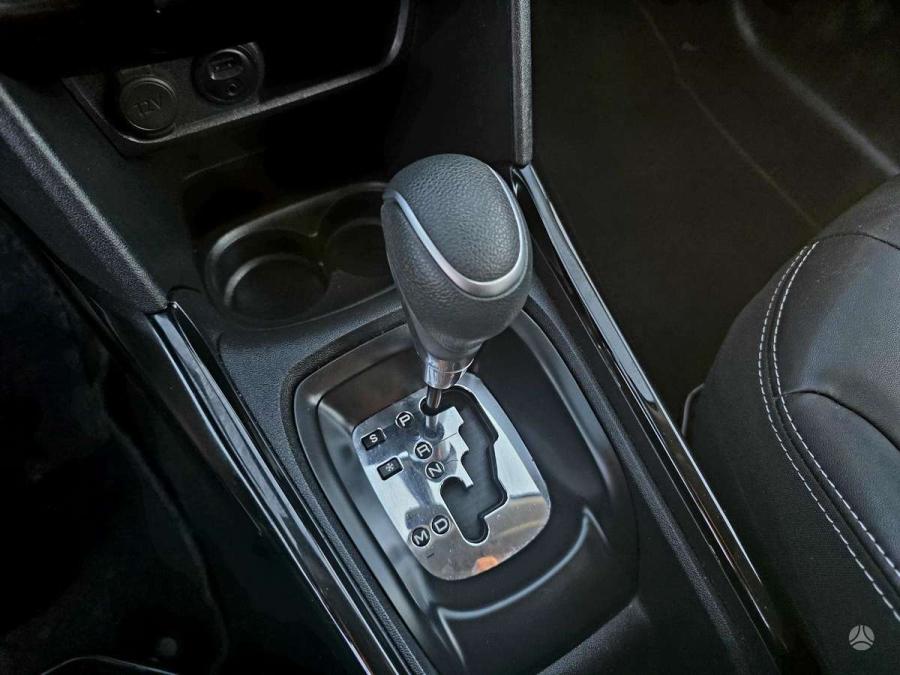 Grey Peugeot 2008 2016 in Siauliai, with an engine capacity of 1.20 L and mileage of 155 thousand km for 6200 €, photo 26 on AUTOMOTO.COM.LV