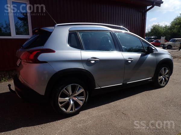 Peugeot 2008 2016 in Liepaja on AUTOMOTO.COM.LV Grey Peugeot 2008 2016 in Liepaja, with an engine capacity of 1.20 L and mileage of 131 thousand km for 7550 €, photo 3 on AUTOMOTO.COM.LV