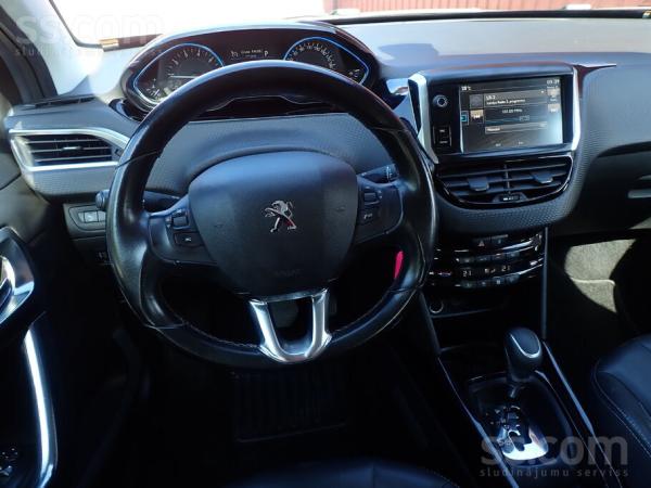 Peugeot 2008 2016 in Liepaja on AUTOMOTO.COM.LV Grey Peugeot 2008 2016 in Liepaja, with an engine capacity of 1.20 L and mileage of 131 thousand km for 7550 €, photo 8 on AUTOMOTO.COM.LV