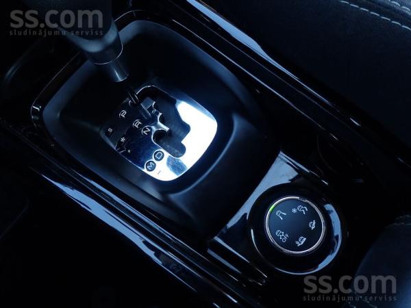 Peugeot 2008 2016 in Liepaja on AUTOMOTO.COM.LV Grey Peugeot 2008 2016 in Liepaja, with an engine capacity of 1.20 L and mileage of 131 thousand km for 7550 €, photo 11 on AUTOMOTO.COM.LV