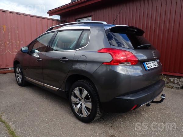 Grey Peugeot 2008 2016 in Liepaja, with an engine capacity of 1.20 L and mileage of 104 thousand km for 7550 €, photo 4 on AUTOMOTO.COM.LV