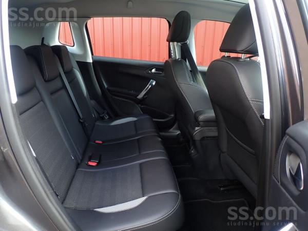 Grey Peugeot 2008 2016 in Liepaja, with an engine capacity of 1.20 L and mileage of 104 thousand km for 7550 €, photo 6 on AUTOMOTO.COM.LV