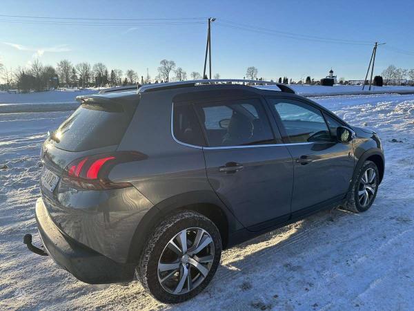 Grey Peugeot 2008 2017 in Taurage, with an engine capacity of 1.20 L and mileage of 150 thousand km for 5900 €, photo 4 on AUTOMOTO.COM.LV