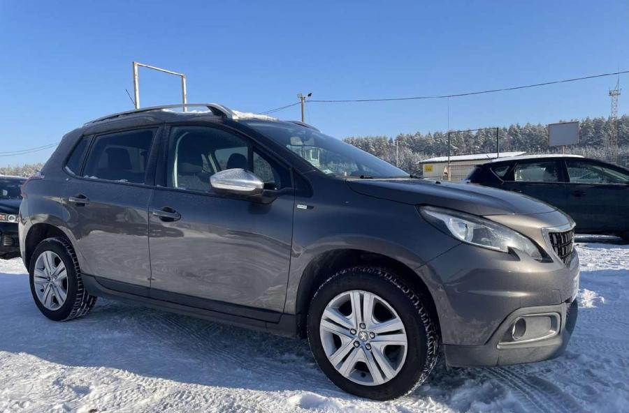 Pelēks Peugeot 2008 2017 Viļņa, ar dzinēja tilpumu 1.20 L un nobraukumu 128 tūkst. km par 5750 €, foto 1 vietnē AUTOMOTO.COM.LV