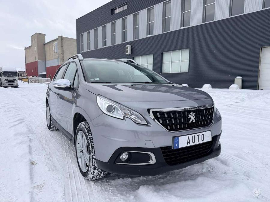 Pelēks Peugeot 2008 2017 Tauragė, ar dzinēja tilpumu 1.20 L un nobraukumu 32 tūkst. km par 5999 €, foto 1 vietnē AUTOMOTO.COM.LV