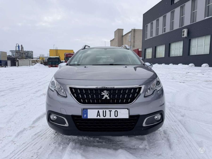 Pelēks Peugeot 2008 2017 Tauragė, ar dzinēja tilpumu 1.20 L un nobraukumu 32 tūkst. km par 5999 €, foto 2 vietnē AUTOMOTO.COM.LV
