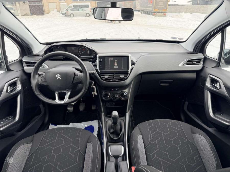 Pelēks Peugeot 2008 2017 Tauragė, ar dzinēja tilpumu 1.20 L un nobraukumu 32 tūkst. km par 5999 €, foto 31 vietnē AUTOMOTO.COM.LV