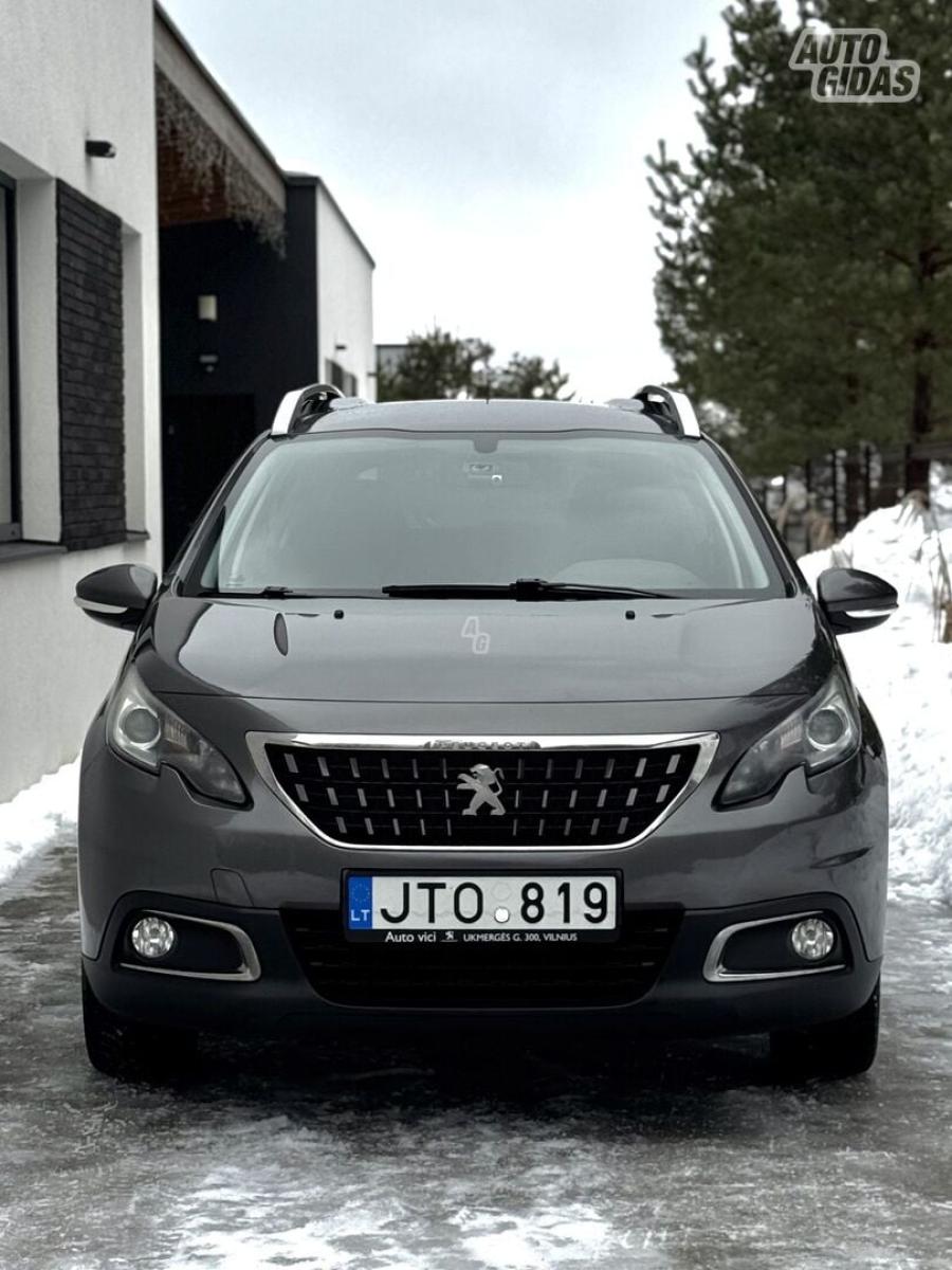 Grey Peugeot 2008 2017 in Vilnius, with an engine capacity of 1.20 L and mileage of 85 thousand km for 7500 €, photo 1 on AUTOMOTO.COM.LV