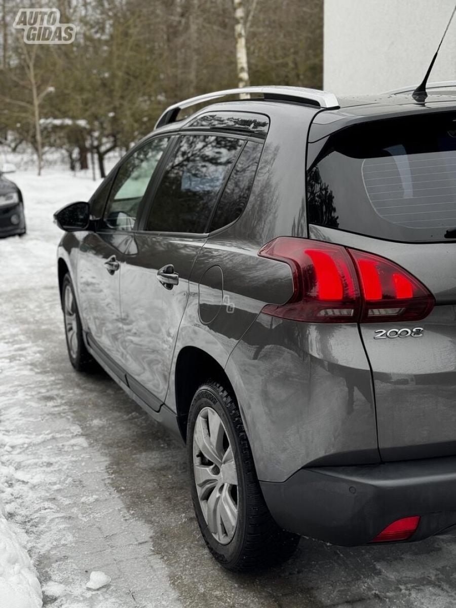 Grey Peugeot 2008 2017 in Vilnius, with an engine capacity of 1.20 L and mileage of 85 thousand km for 7500 €, photo 6 on AUTOMOTO.COM.LV