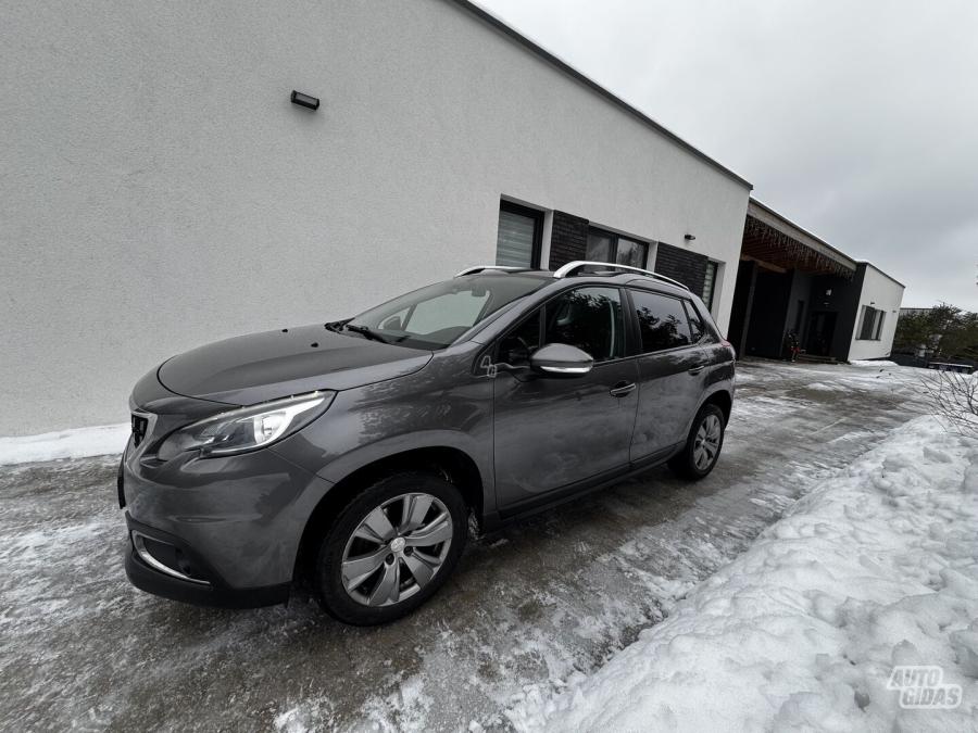 Grey Peugeot 2008 2017 in Vilnius, with an engine capacity of 1.20 L and mileage of 85 thousand km for 7500 €, photo 7 on AUTOMOTO.COM.LV