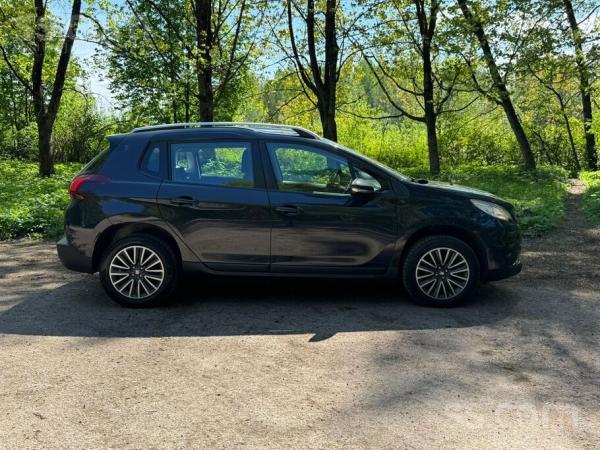 Grey Peugeot 2008 2017 in Riga, with an engine capacity of 1.20 L and mileage of 0 thousand km for 6490 €, photo 6 on AUTOMOTO.COM.LV