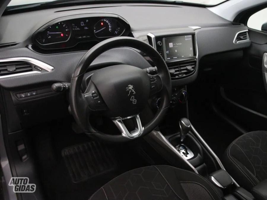 Grey Peugeot 2008 2017 in Vilnius, with an engine capacity of 1.20 L and mileage of 142 thousand km for 8099 €, photo 17 on AUTOMOTO.COM.LV