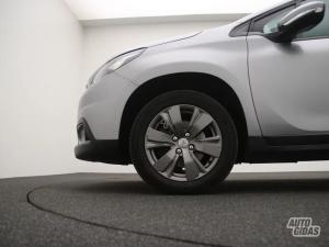 Grey Peugeot 2008 2017 in Vilnius, with an engine capacity of 1.20 L and mileage of 142 thousand km for 8099 €, photo 28 on AUTOMOTO.COM.LV