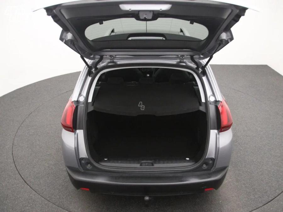 Grey Peugeot 2008 2017 in Vilnius, with an engine capacity of 1.20 L and mileage of 142 thousand km for 8099 €, photo 32 on AUTOMOTO.COM.LV