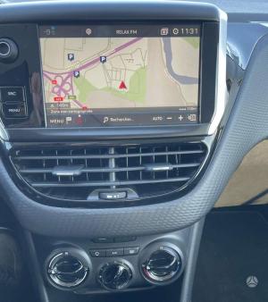 Pelēks Peugeot 2008 2017 Viļņa, ar dzinēja tilpumu 1.20 L un nobraukumu 128 tūkst. km par 4790 €, foto 9 vietnē AUTOMOTO.COM.LV