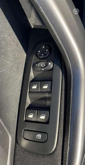 Pelēks Peugeot 2008 2017 Viļņa, ar dzinēja tilpumu 1.20 L un nobraukumu 128 tūkst. km par 4790 €, foto 16 vietnē AUTOMOTO.COM.LV