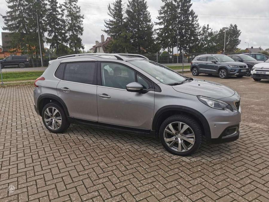 Grey Peugeot 2008 2017 in Taurage, with an engine capacity of 1.56 L and mileage of 168 thousand km for 5999 €, photo 6 on AUTOMOTO.COM.LV