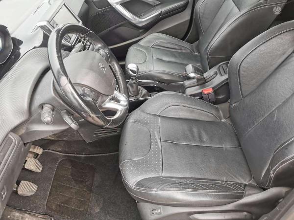 Pelēks Peugeot 2008 2017 Tauragė, ar dzinēja tilpumu 1.56 L un nobraukumu 168 tūkst. km par 5999 €, foto 9 vietnē AUTOMOTO.COM.LV