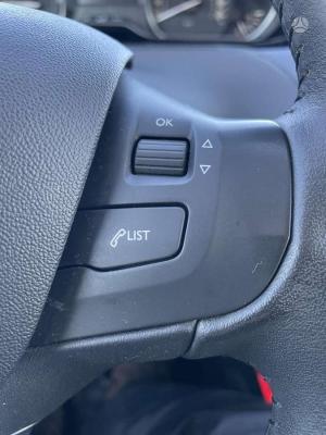 Pelēks Peugeot 2008 2017 Viļņa, ar dzinēja tilpumu 1.20 L un nobraukumu 128 tūkst. km par 4650 €, foto 15 vietnē AUTOMOTO.COM.LV