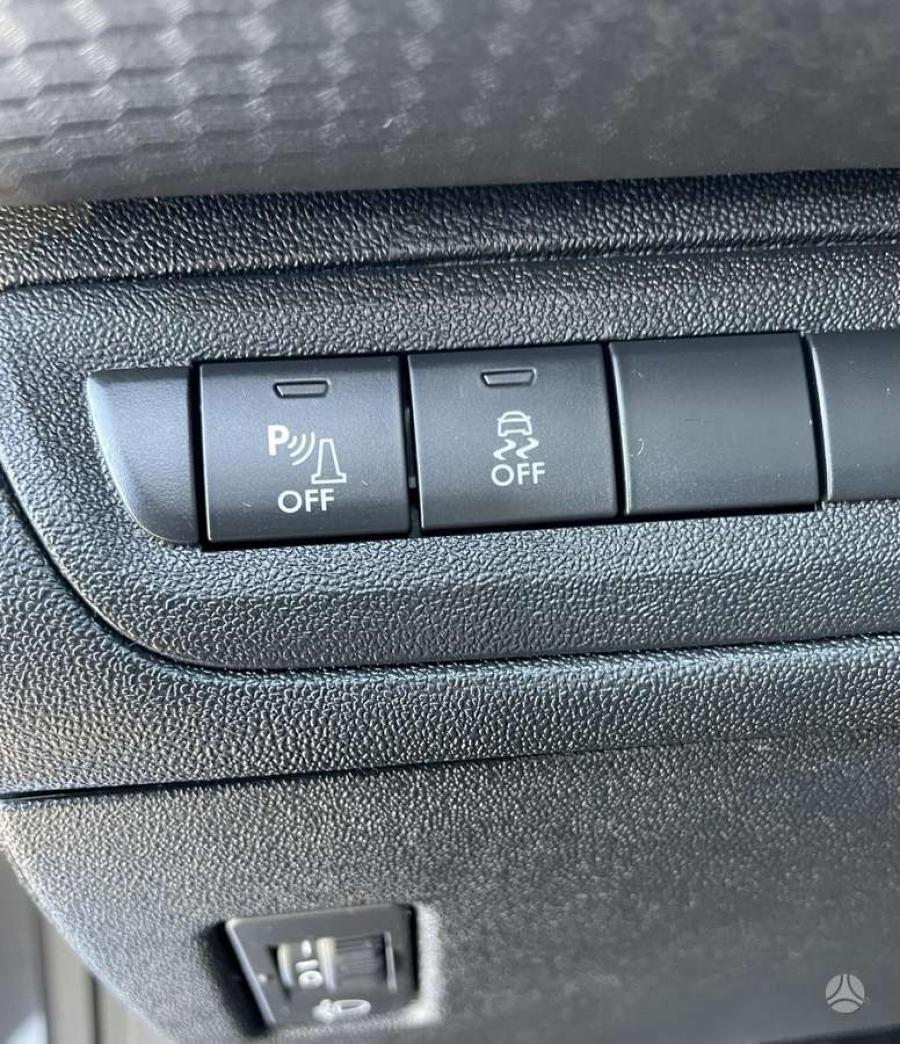 Pelēks Peugeot 2008 2017 Viļņa, ar dzinēja tilpumu 1.20 L un nobraukumu 128 tūkst. km par 4650 €, foto 17 vietnē AUTOMOTO.COM.LV