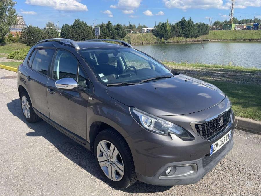 Grey Peugeot 2008 2017 in Vilnius, with an engine capacity of 1.20 L and mileage of 128 thousand km for 4650 €, photo 1 on AUTOMOTO.COM.LV
