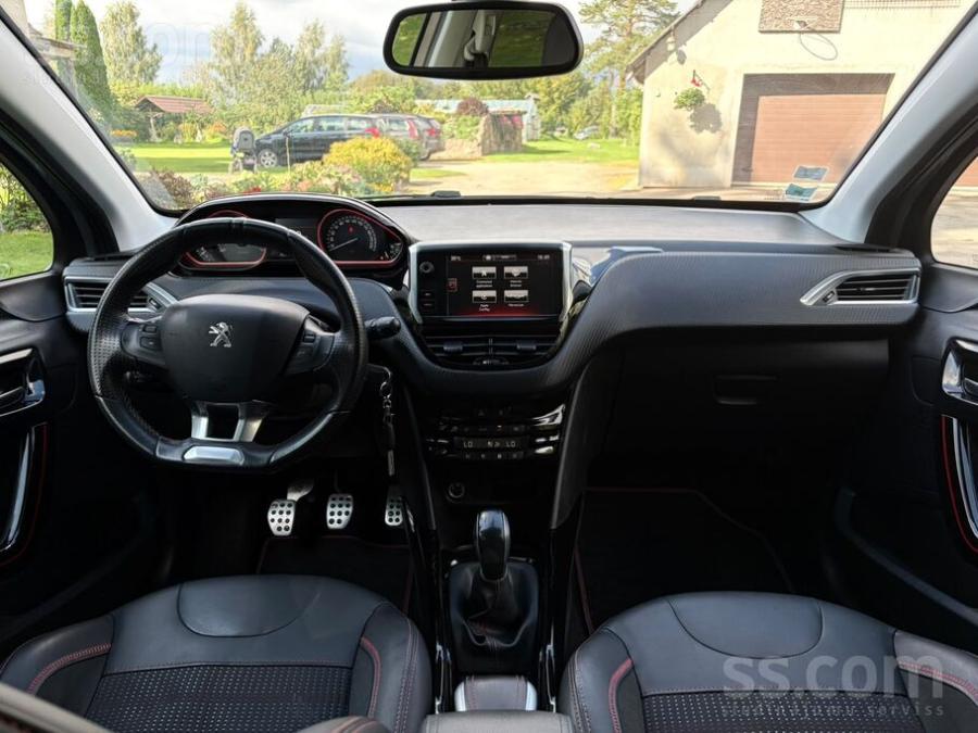 Pelēks Peugeot 2008 2017 Jelgava, ar dzinēja tilpumu 1.20 L un nobraukumu 177 tūkst. km par 6480 €, foto 13 vietnē AUTOMOTO.COM.LV