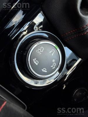 Pelēks Peugeot 2008 2017 Jelgava, ar dzinēja tilpumu 1.20 L un nobraukumu 177 tūkst. km par 6480 €, foto 18 vietnē AUTOMOTO.COM.LV
