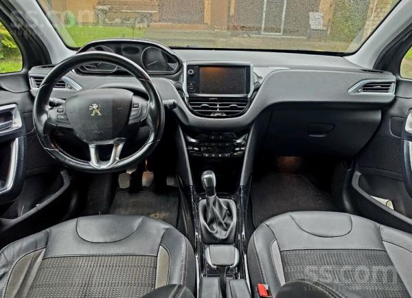Peugeot 2008 2017 Rīga vietnē Pelēks Peugeot 2008 2017 Rīga, ar dzinēja tilpumu 1.60 L un nobraukumu 153 tūkst. km par 6000 €, foto 6 vietnē AUTOMOTO.COM.LV