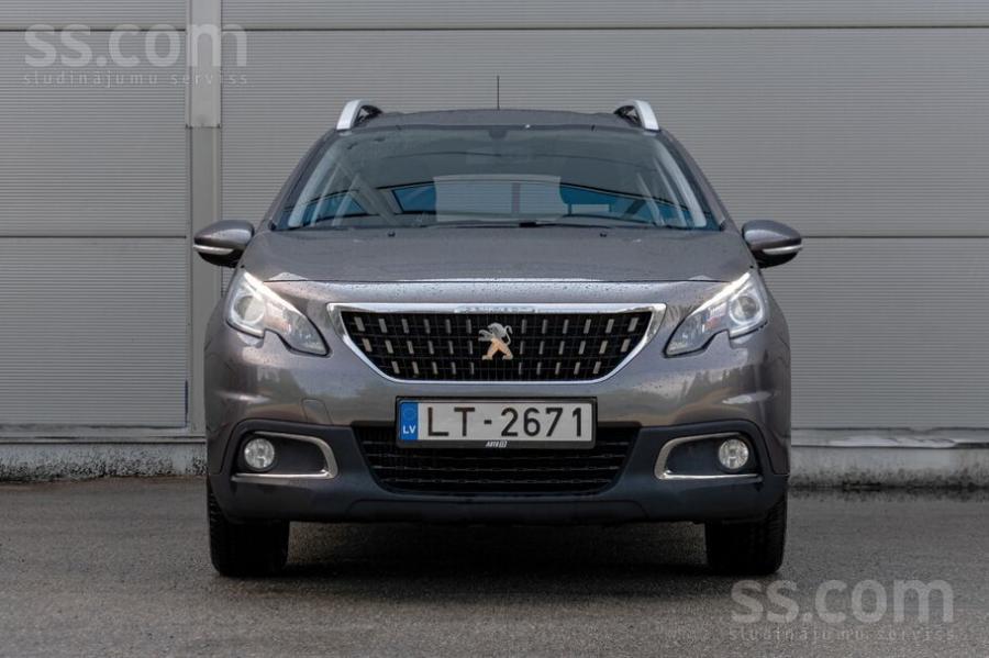 Grey Peugeot 2008 2018 in Riga, with an engine capacity of 1.20 L and mileage of 0 thousand km for 10500 €, photo 2 on AUTOMOTO.COM.LV