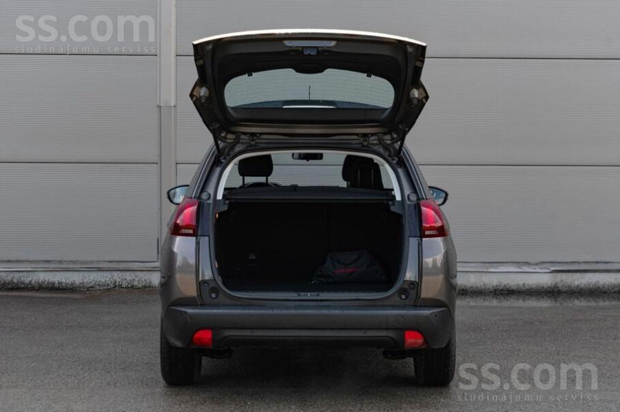 Grey Peugeot 2008 2018 in Riga, with an engine capacity of 1.20 L and mileage of 0 thousand km for 10500 €, photo 6 on AUTOMOTO.COM.LV