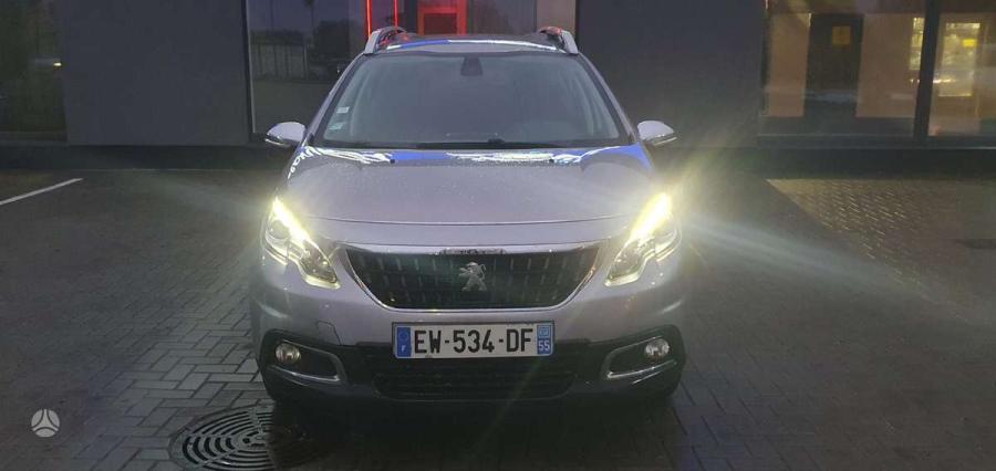 Pelēks Peugeot 2008 2018 Tauragė, ar dzinēja tilpumu 1.20 L un nobraukumu 167 tūkst. km par 5650 €, foto 3 vietnē AUTOMOTO.COM.LV