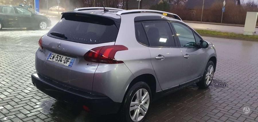 Pelēks Peugeot 2008 2018 Tauragė, ar dzinēja tilpumu 1.20 L un nobraukumu 167 tūkst. km par 5650 €, foto 6 vietnē AUTOMOTO.COM.LV