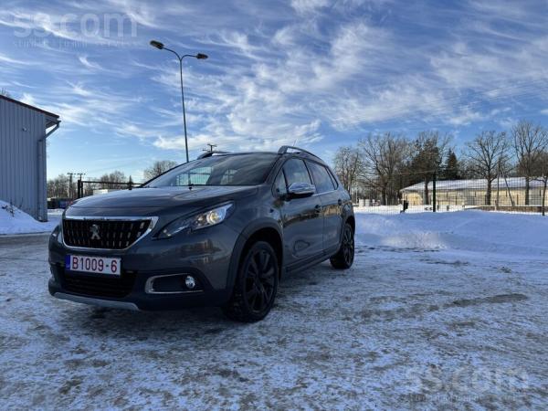 Grey Peugeot 2008 2018 in Cesis, with an engine capacity of 1.20 L and mileage of 0 thousand km for 8300 €, photo 3 on AUTOMOTO.COM.LV