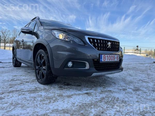 Grey Peugeot 2008 2018 in Cesis, with an engine capacity of 1.20 L and mileage of 0 thousand km for 8300 €, photo 4 on AUTOMOTO.COM.LV