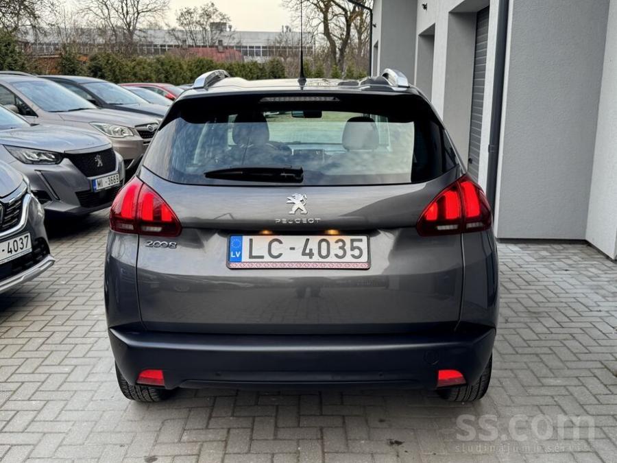 Pelēks Peugeot 2008 2018 Rīga, ar dzinēja tilpumu 1.20 L un nobraukumu 159 tūkst. km par 7800 €, foto 6 vietnē AUTOMOTO.COM.LV