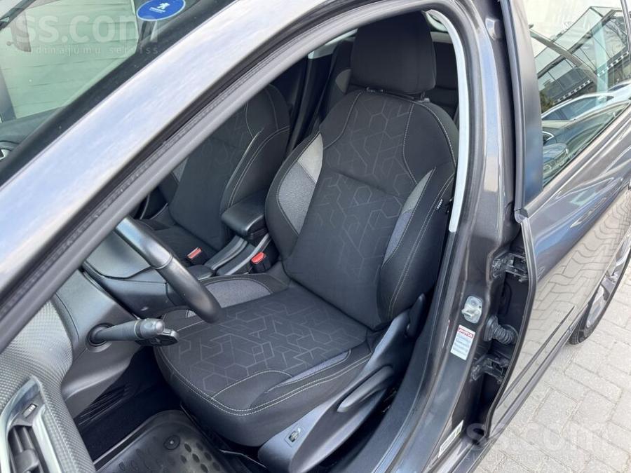 Pelēks Peugeot 2008 2018 Rīga, ar dzinēja tilpumu 1.20 L un nobraukumu 159 tūkst. km par 7800 €, foto 17 vietnē AUTOMOTO.COM.LV
