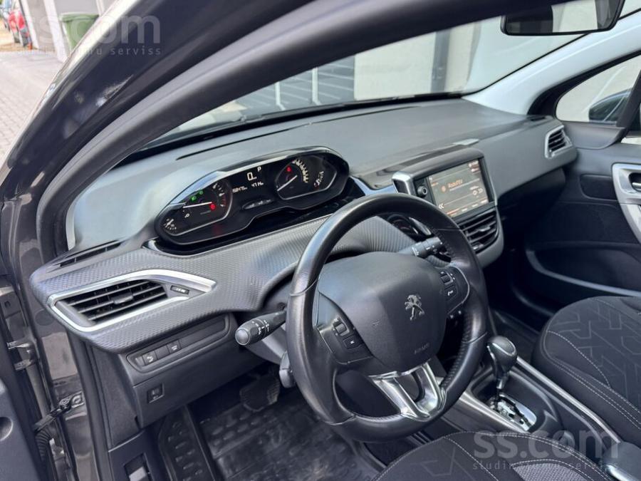 Pelēks Peugeot 2008 2018 Rīga, ar dzinēja tilpumu 1.20 L un nobraukumu 159 tūkst. km par 7800 €, foto 20 vietnē AUTOMOTO.COM.LV