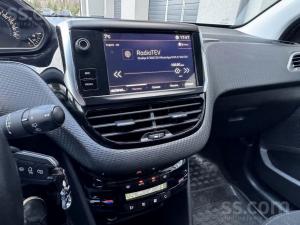 Pelēks Peugeot 2008 2018 Rīga, ar dzinēja tilpumu 1.20 L un nobraukumu 159 tūkst. km par 7800 €, foto 22 vietnē AUTOMOTO.COM.LV