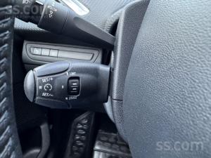 Pelēks Peugeot 2008 2018 Rīga, ar dzinēja tilpumu 1.20 L un nobraukumu 159 tūkst. km par 7800 €, foto 24 vietnē AUTOMOTO.COM.LV