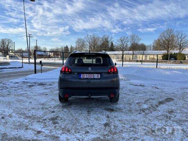 Grey Peugeot 2008 2018 in Cesis, with an engine capacity of 1.20 L and mileage of 0 thousand km for 7950 €, photo 9 on AUTOMOTO.COM.LV