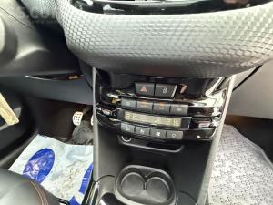 Grey Peugeot 2008 2018 in Riga, with an engine capacity of 1.20 L and mileage of 0 thousand km for 6700 €, photo 20 on AUTOMOTO.COM.LV