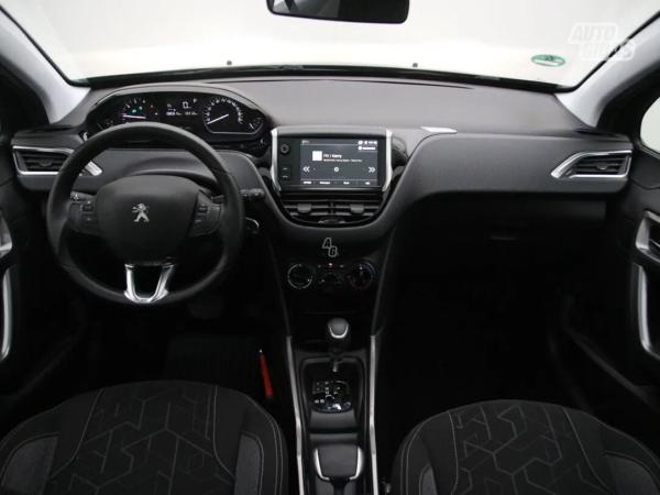 Grey Peugeot 2008 2018 in Vilnius, with an engine capacity of 1.20 L and mileage of 81 thousand km for 9199 €, photo 2 on AUTOMOTO.COM.LV