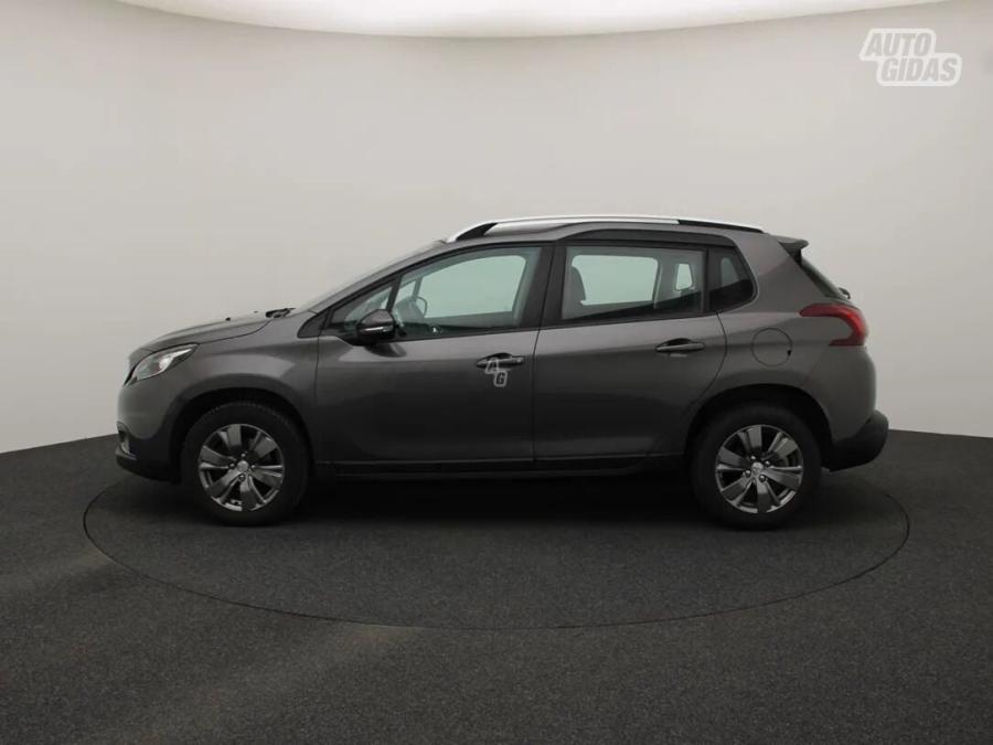 Grey Peugeot 2008 2018 in Vilnius, with an engine capacity of 1.20 L and mileage of 81 thousand km for 9199 €, photo 7 on AUTOMOTO.COM.LV