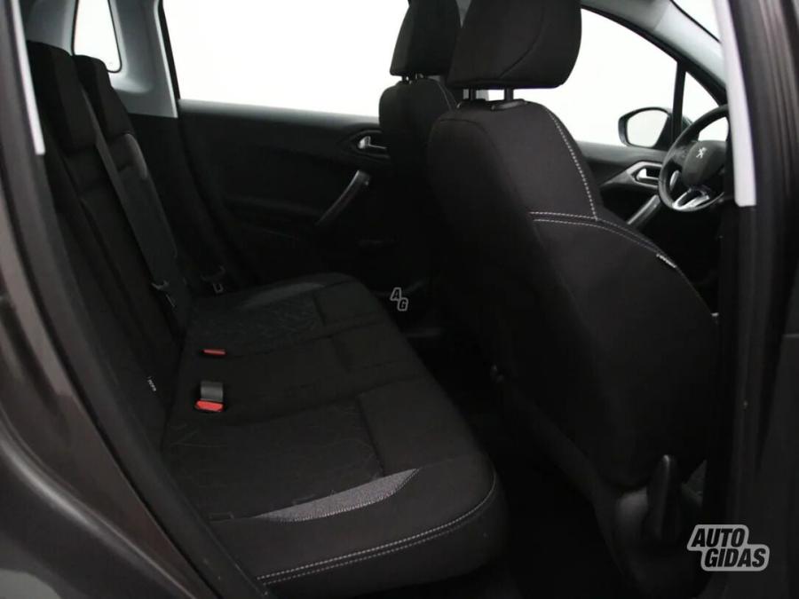 Grey Peugeot 2008 2018 in Vilnius, with an engine capacity of 1.20 L and mileage of 81 thousand km for 9199 €, photo 16 on AUTOMOTO.COM.LV