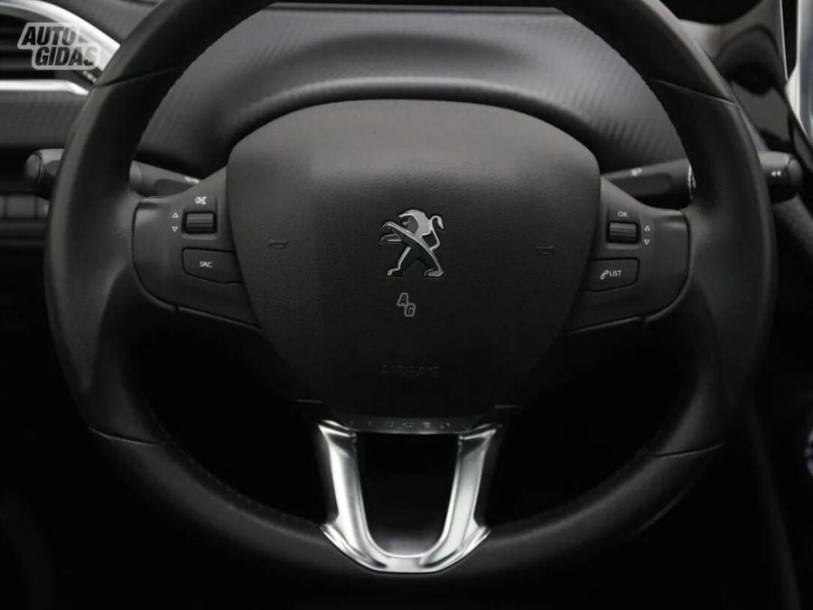Grey Peugeot 2008 2018 in Vilnius, with an engine capacity of 1.20 L and mileage of 81 thousand km for 9199 €, photo 19 on AUTOMOTO.COM.LV