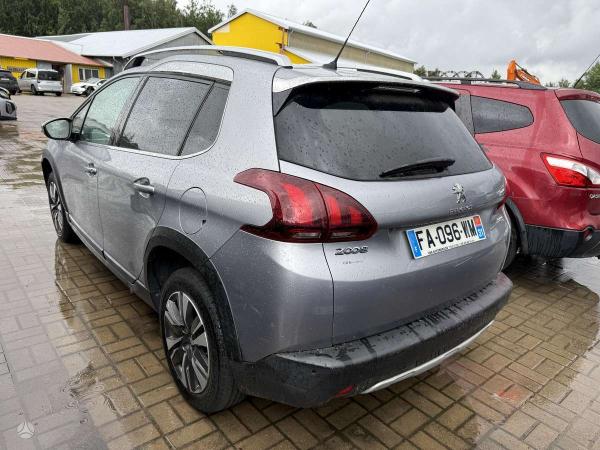 Grey Peugeot 2008 2018 in Kaunas, with an engine capacity of 1.50 L and mileage of 200 thousand km for 4900 €, photo 3 on AUTOMOTO.COM.LV